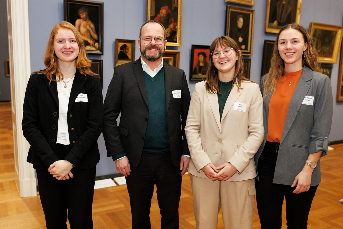 LAUDA SUPPORTS YOUNG SCIENTISTS AT THE UNIVERSITY OF WÜRZBURG